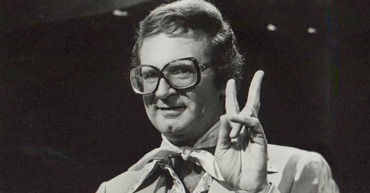 AN INTRODUCTION TO CHARLES NELSON REILLY