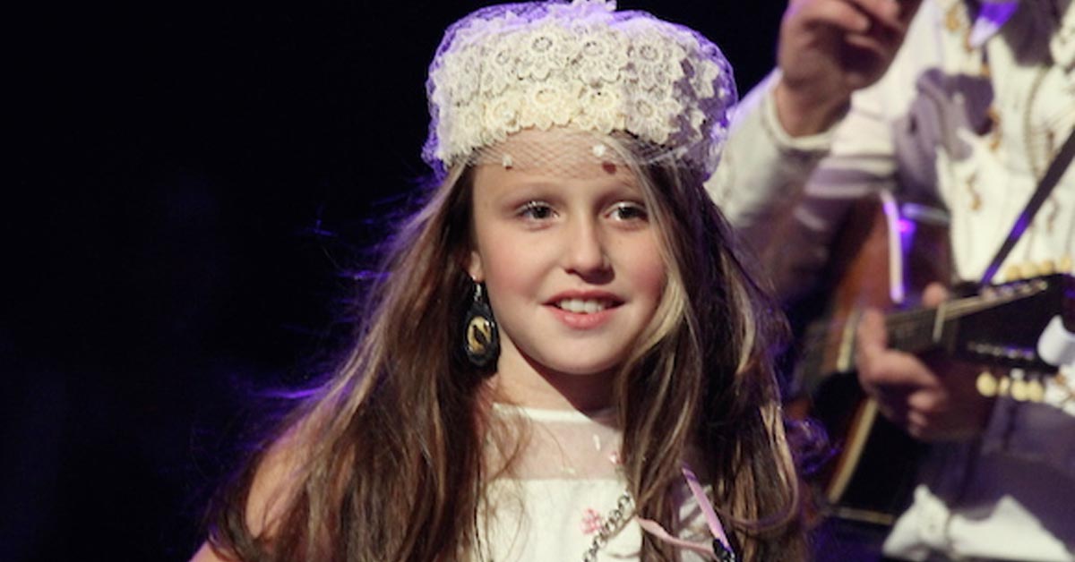 Emi Sunshine: The 11 year old singing sensation